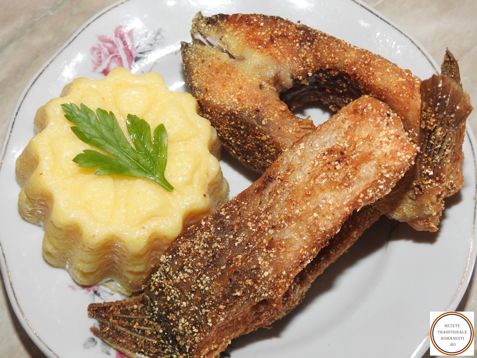Caras prajit in crusta de malai reteta | Retetetraditionaleromanesti.ro