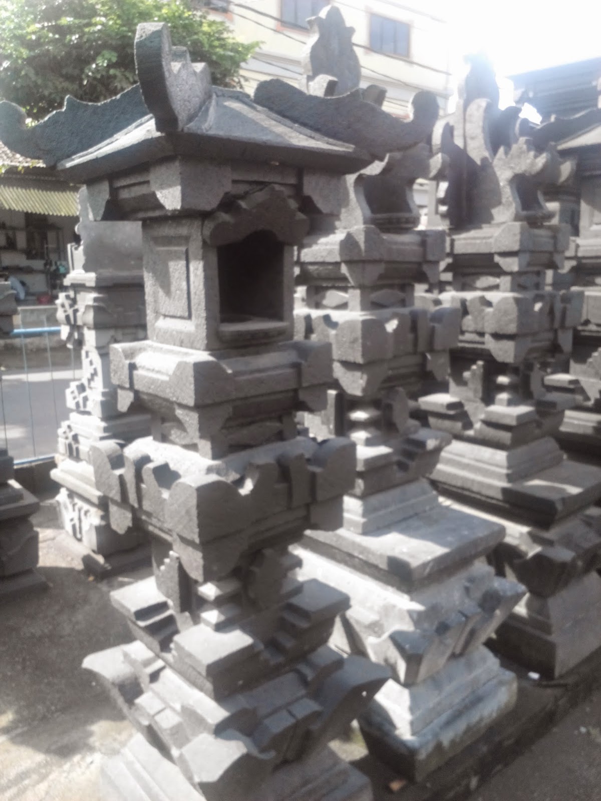 UD.AYUANA (Badung, BALI): Sanggah Paras Taro