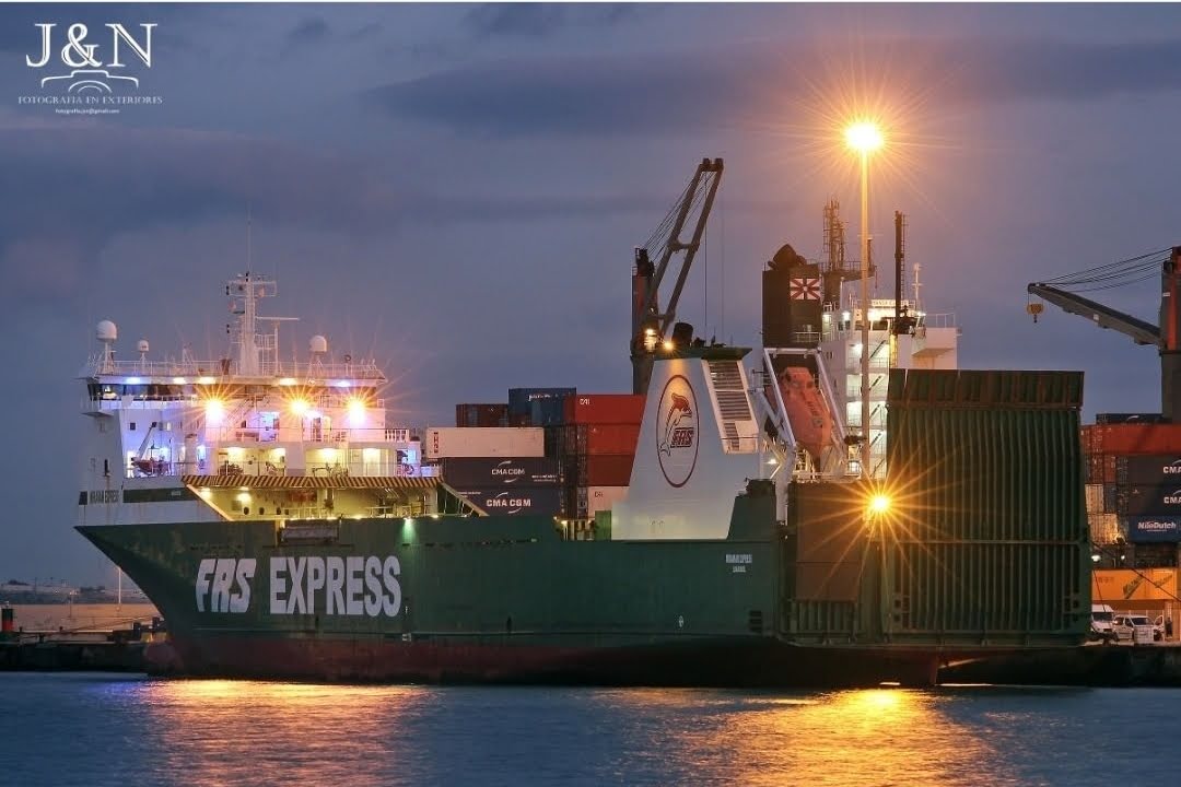 FERRYBALEAR: Ro-Ro "Miramar Express" de FRS en Algeciras