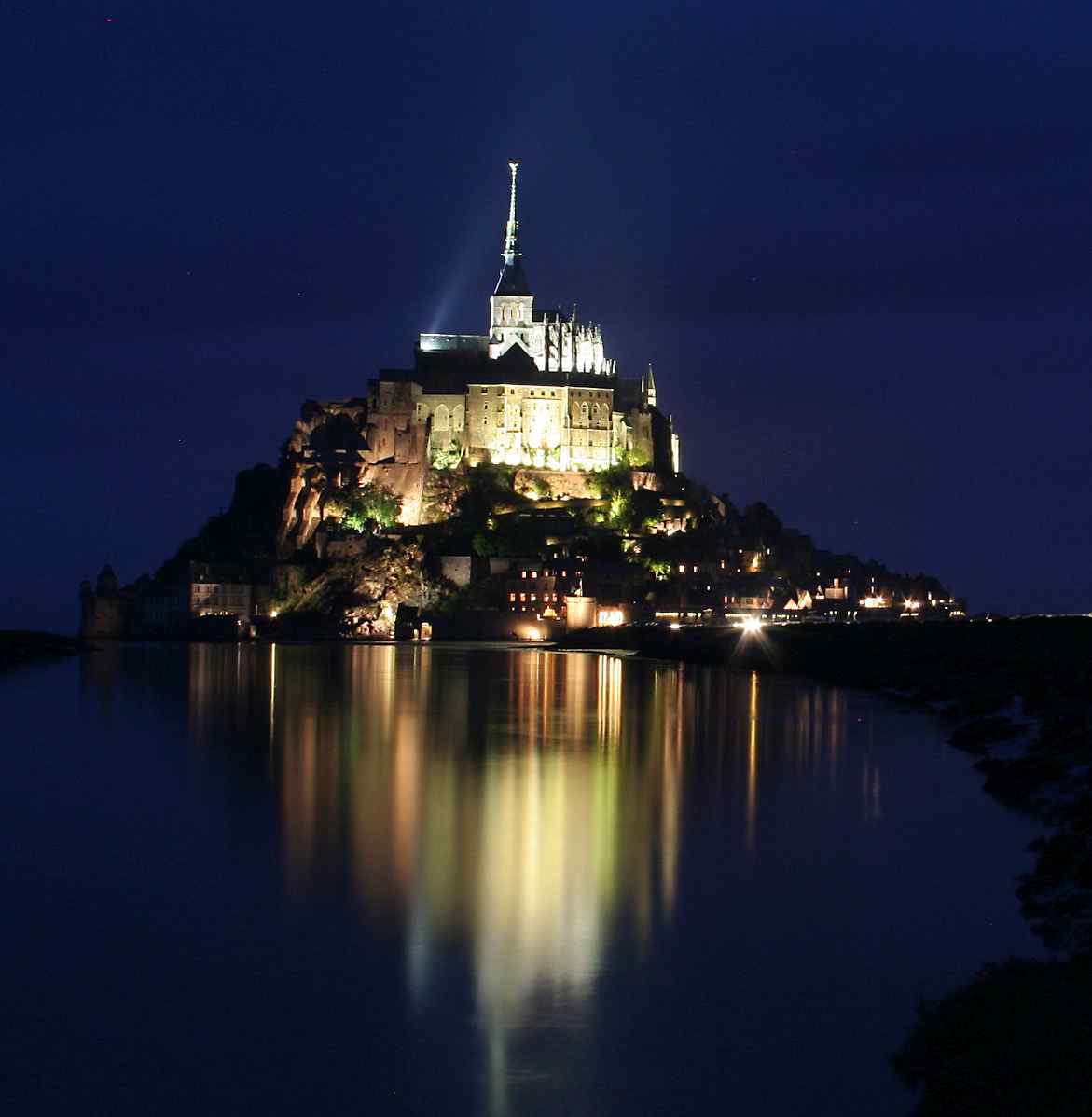 Castelos medievais: O Monte Saint-Michel é uma centelha do absoluto divino