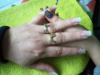 "Van Moura Arte nas Mãos": Unhas de acrigel...