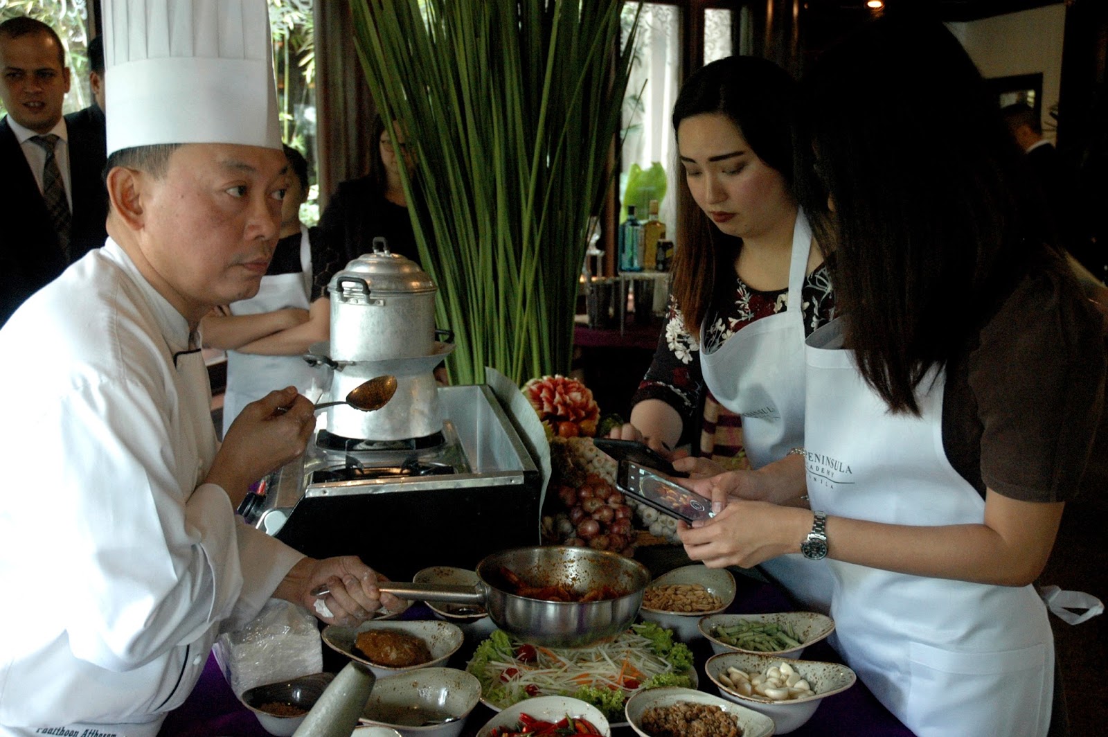 DUDE FOR FOOD: Thailand on my Plate: A Thai Cooking Class at The ...