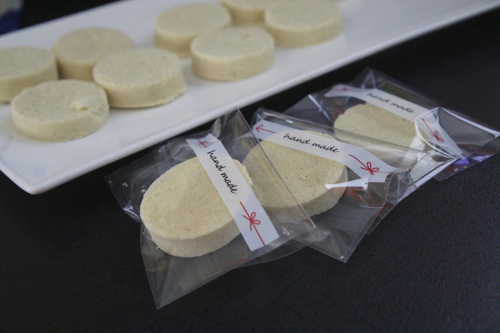 Tales of a Babbling Spoon: Classic Polvoron