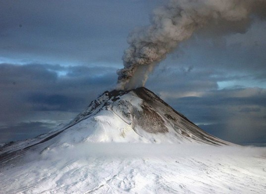 WorldWeirdWeb: Scientists Design a Fake Volcano for Climate Change ...