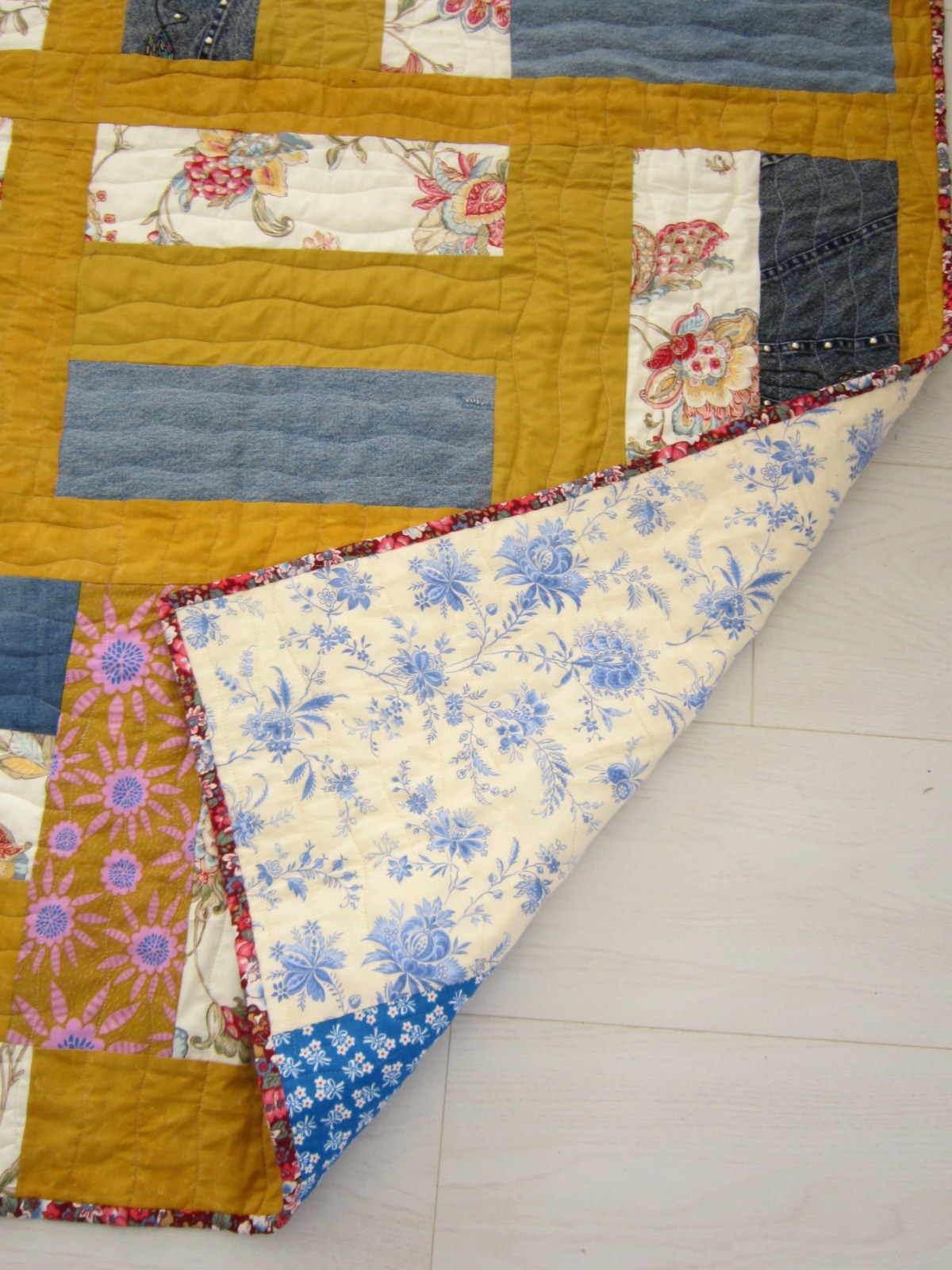Kokaquilts: utility scrap quilt