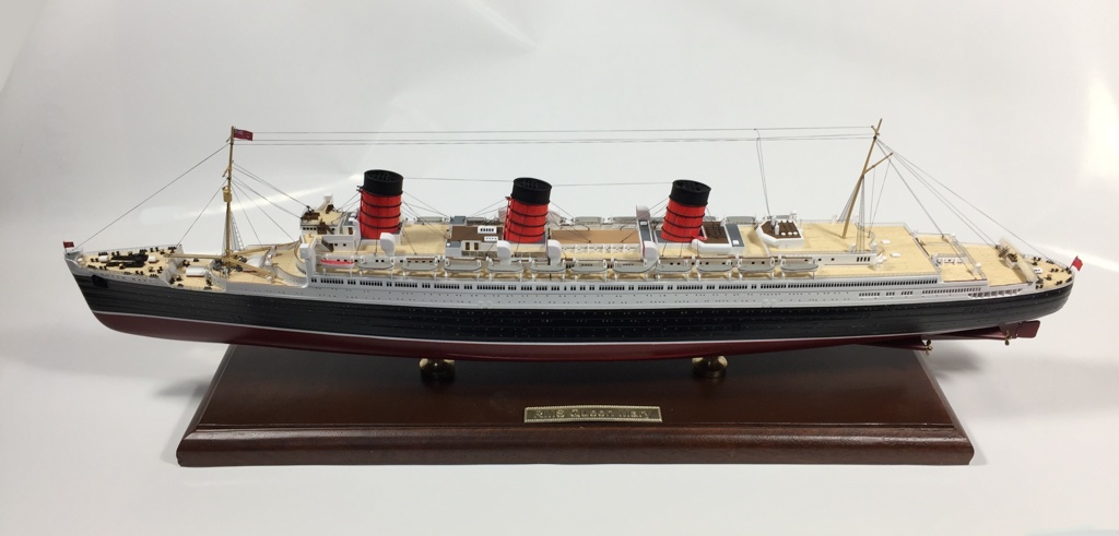Scott's RMS Queen Mary Model