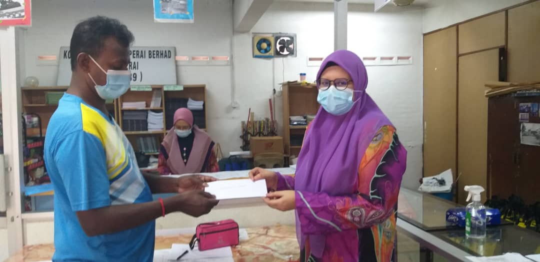 LAMAN BLOG SMK PRAI - PEA 0001: Sumbangan Bantuan Persatuan Komuniti De ...