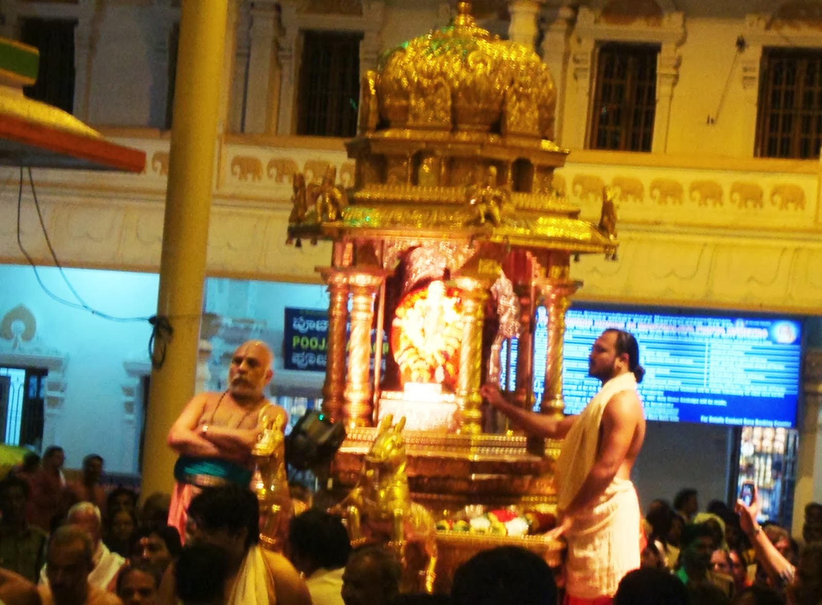 Subispeaks: The Mystic Mahan of Mantralaya