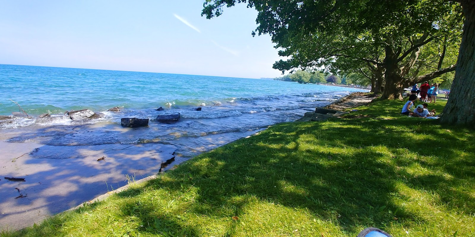 Peter And Evie - Travel blog: July 4 - Hamlin State Park, Hamlin, NY