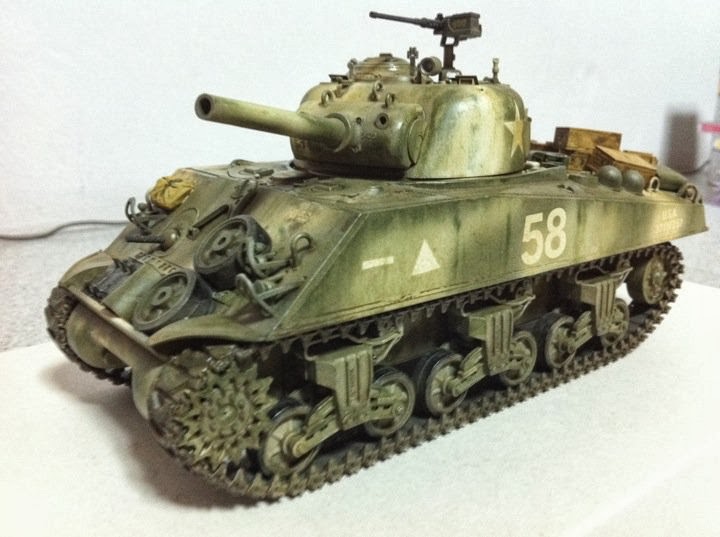 Kitter's Scale Models: 1/35 M4 Sherman 105mm Howitzer
