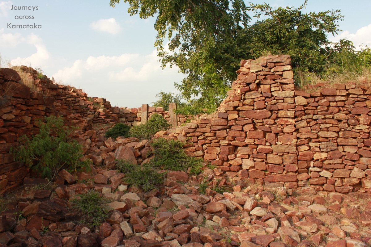 Journeys across Karnataka: Dammur fort