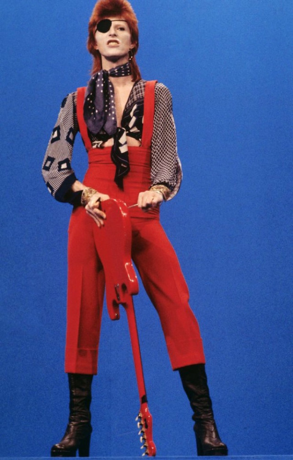 Pictures of David Bowie as Ziggy Stardust in the 1970s ~ vintage everyday