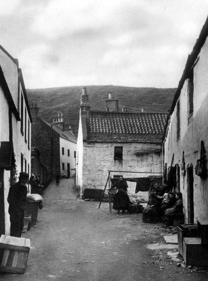 Tour Scotland: Old Photograph Castle Street Stonehaven Scotland