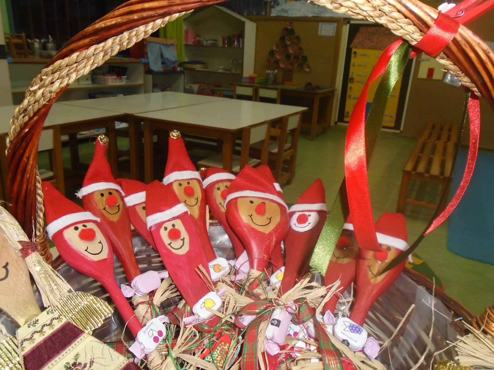 5 ΝΗΠΙΑΓΩΓΕΙΟ ΚΑΛΑΜΑΤΑΣ : ΧΡΙΣΤΟΥΓΕΝΙΑΤΙΚΕΣ ΚΑΤΑΣΚΕΥΕΣ