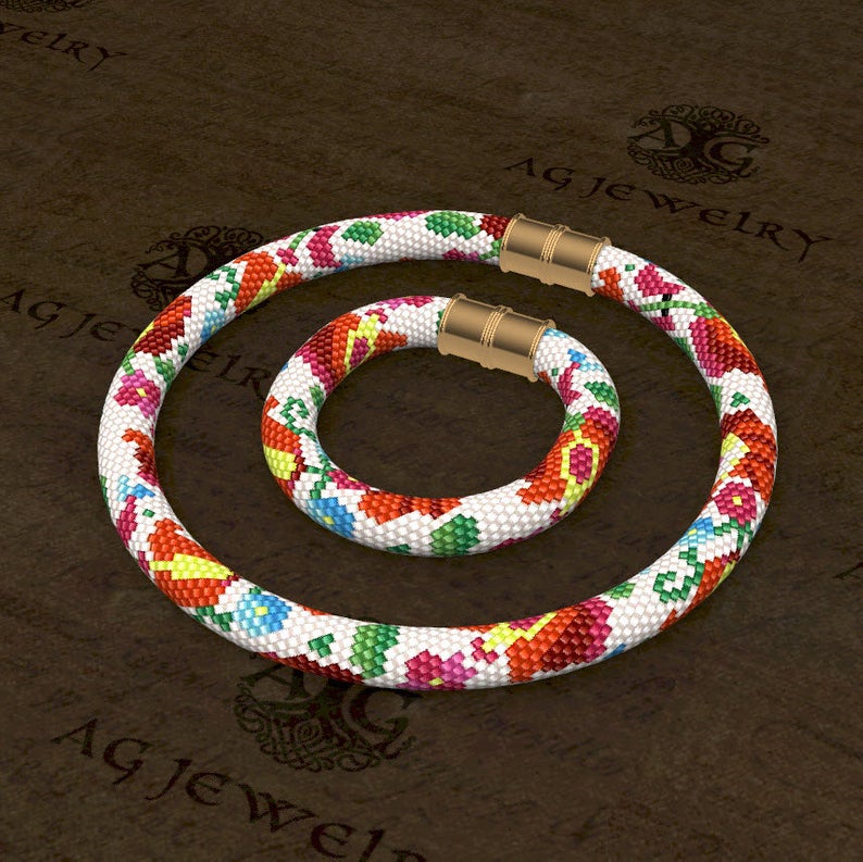 AgotaGE's Peyote with a Twist (PWAT) Patterns / The Beading Gem