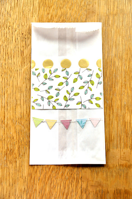 Blessed Scrapper: American Crafts: New Year's Eve Count Down Bags