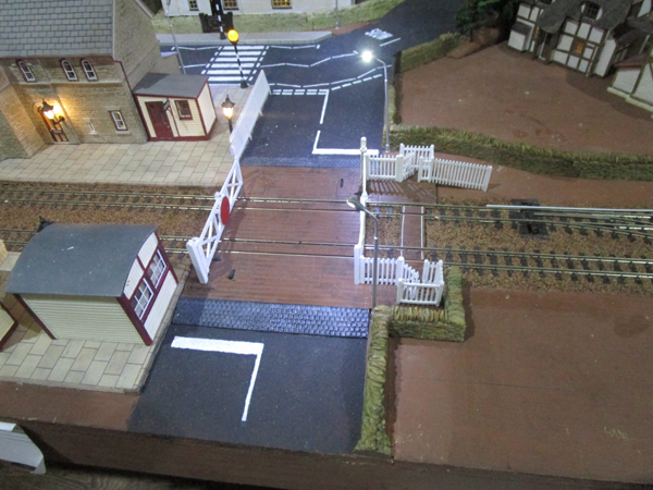 HADARFORD: Level Crossing Lamps