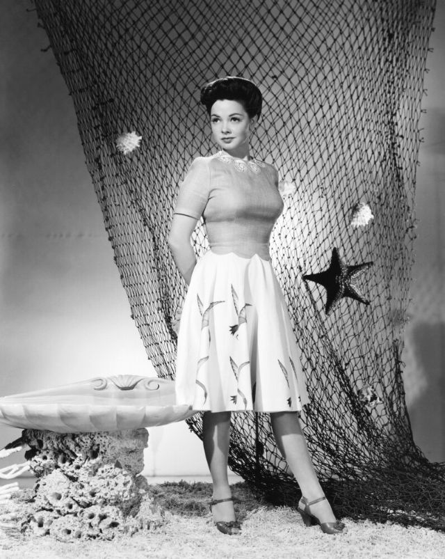 40 Gorgeous Photos of a Young Kathryn Grayson in the 1940s ~ Vintage ...