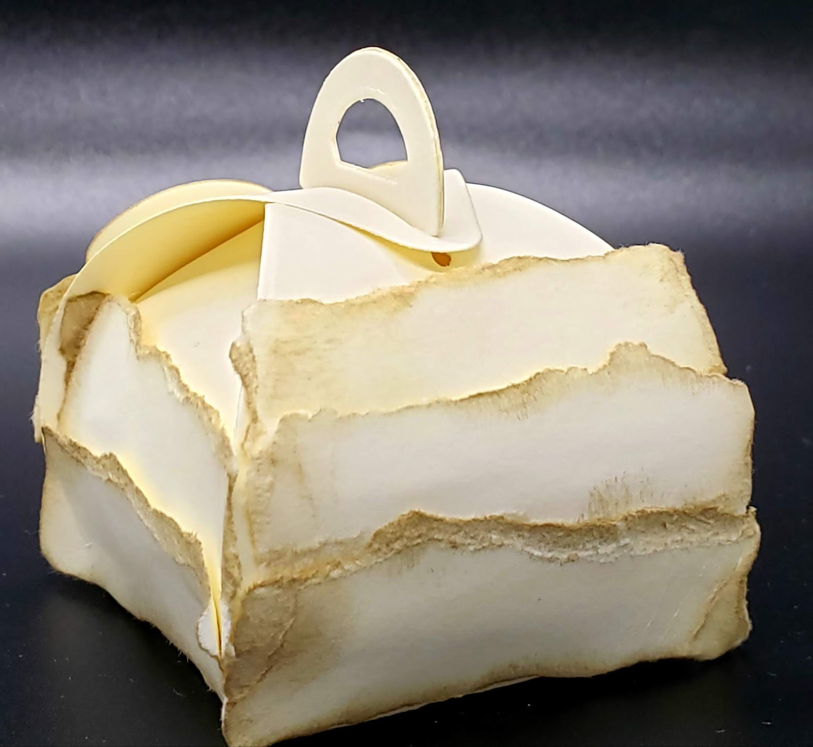 Crafting With Kris: Mini Curvy Keepsake Mummy Treat Box