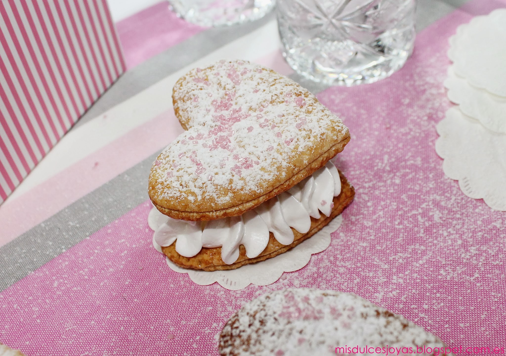 Corazones de hojaldre y merengue [Mis Dulces Joyas / blog de repostería ...