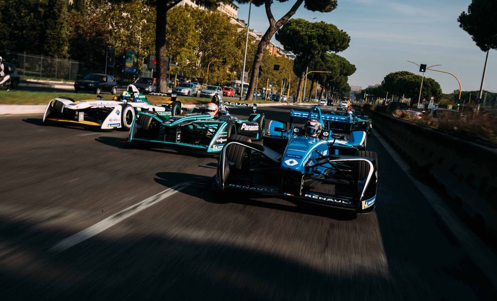 PISTA & BOX: LARGADA PARA A FORMULA-E