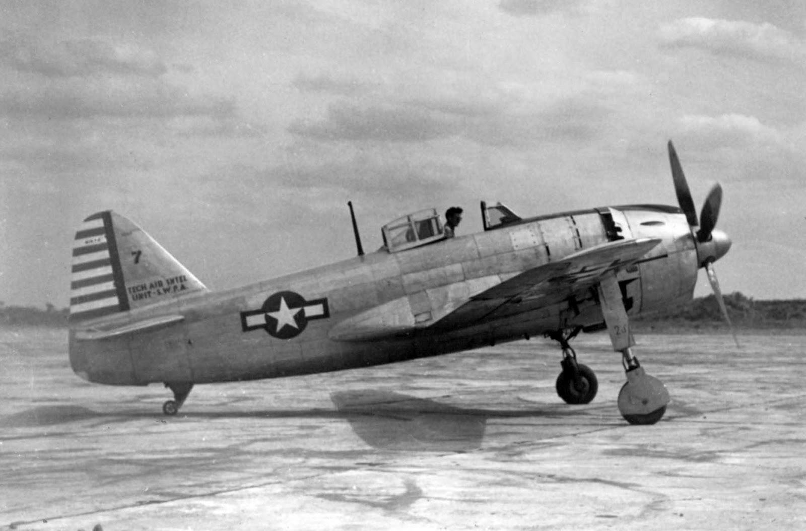 nhungdoicanh: Kawanishi N1K-J Shiden / George