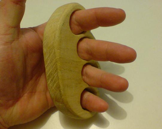 WeaponCollector's Knuckle Duster and Weapon Blog: Simple Solid Walnut ...