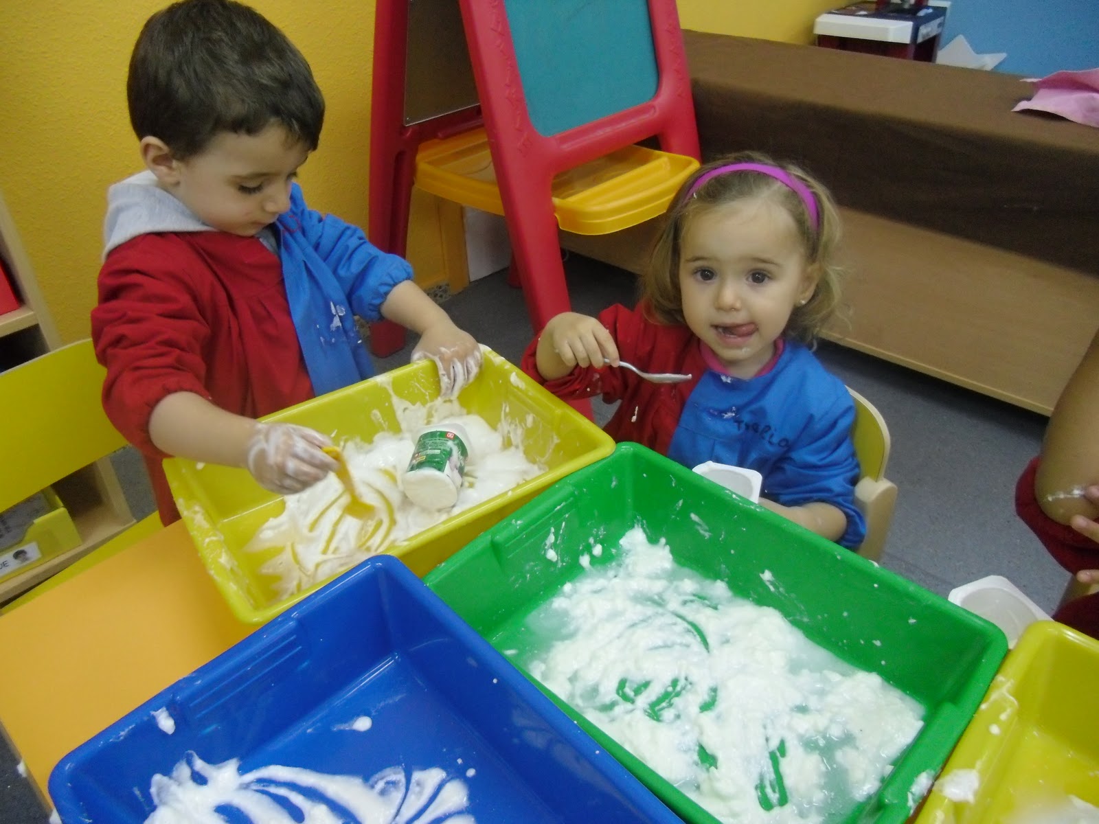 LA CLASE DE MANCHITAS 2B: BANDEJAS DE EXPERIMENTACIÓN