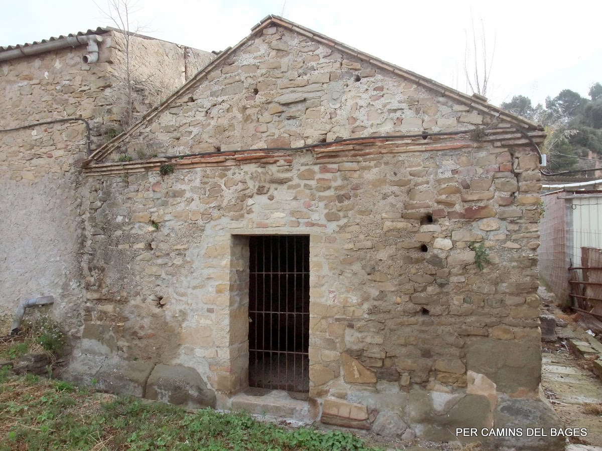 PER CAMINS DEL BAGES: EL SEPULCRE ROMÀ DE BOADES