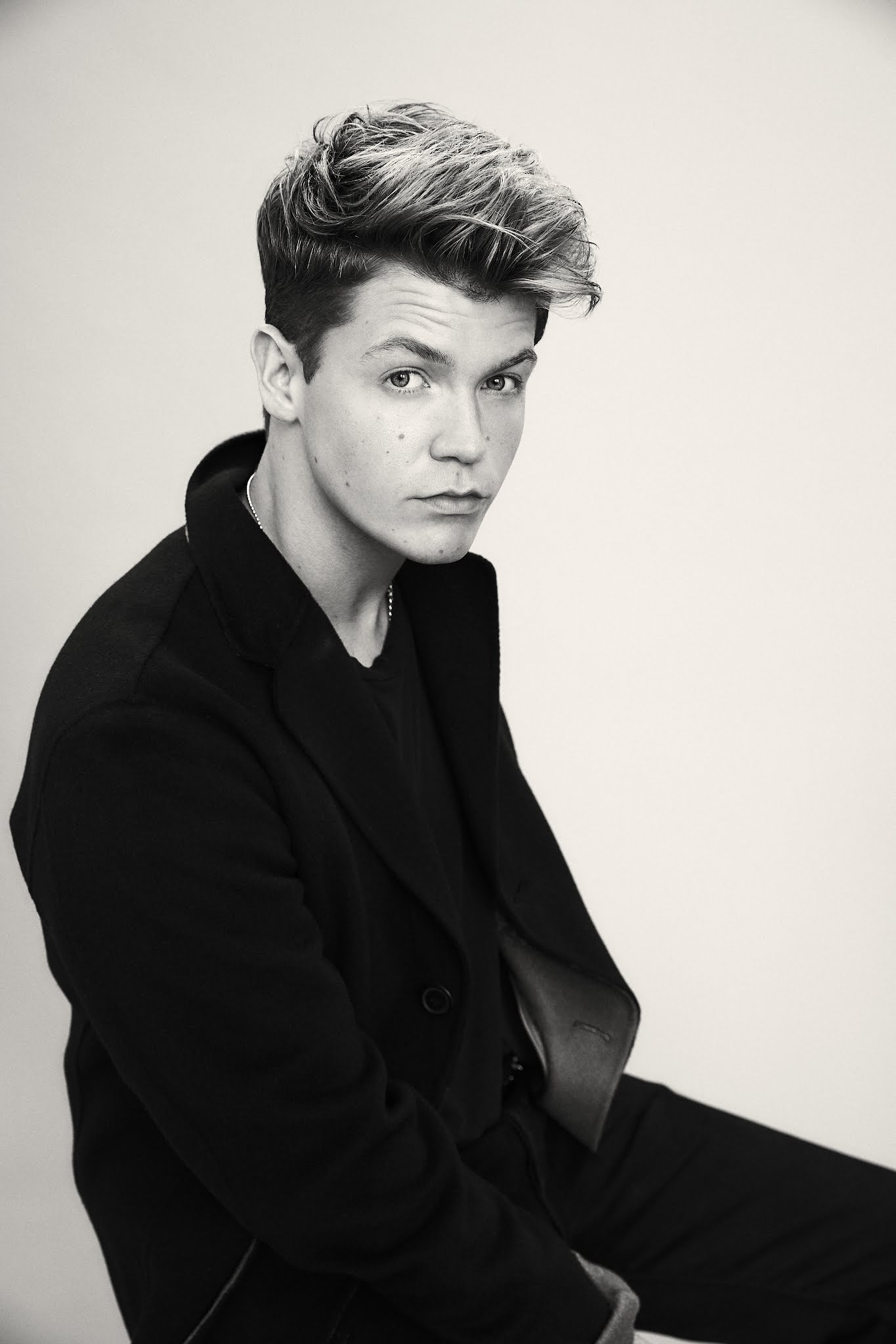 “Here’s Your Perfect” เพลงมิวสิกวิดีโอยอดวิวกว่า 30 ล้าน และยอดสตรีม ...