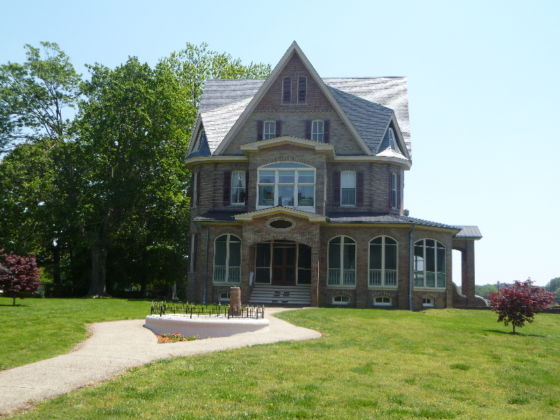 OurSuiteTime: Visiting Reedville