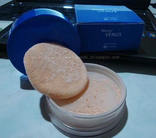 Me, Mine, and I: Venus Loose Powder and Venus Compact Powder