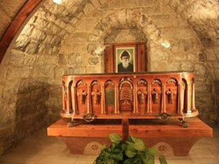 VIDA DE SAN CHARBEL