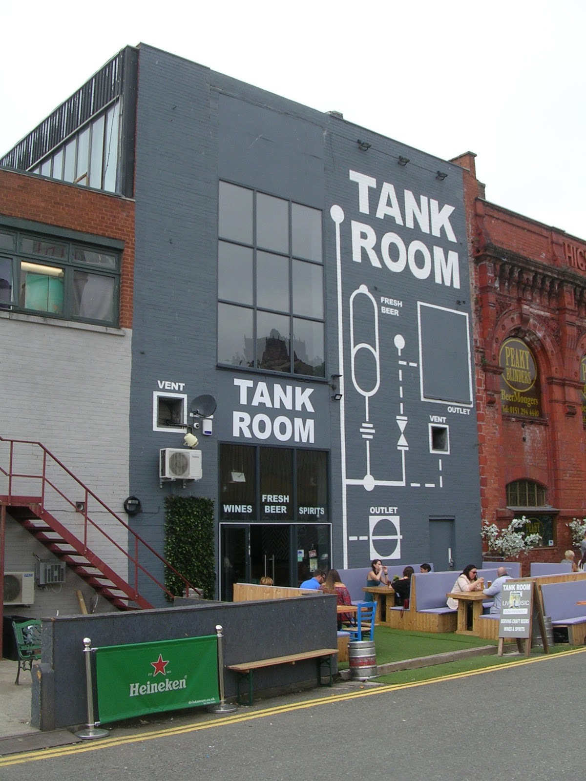 Merseyside Pub Guide: Cains Brewery Village