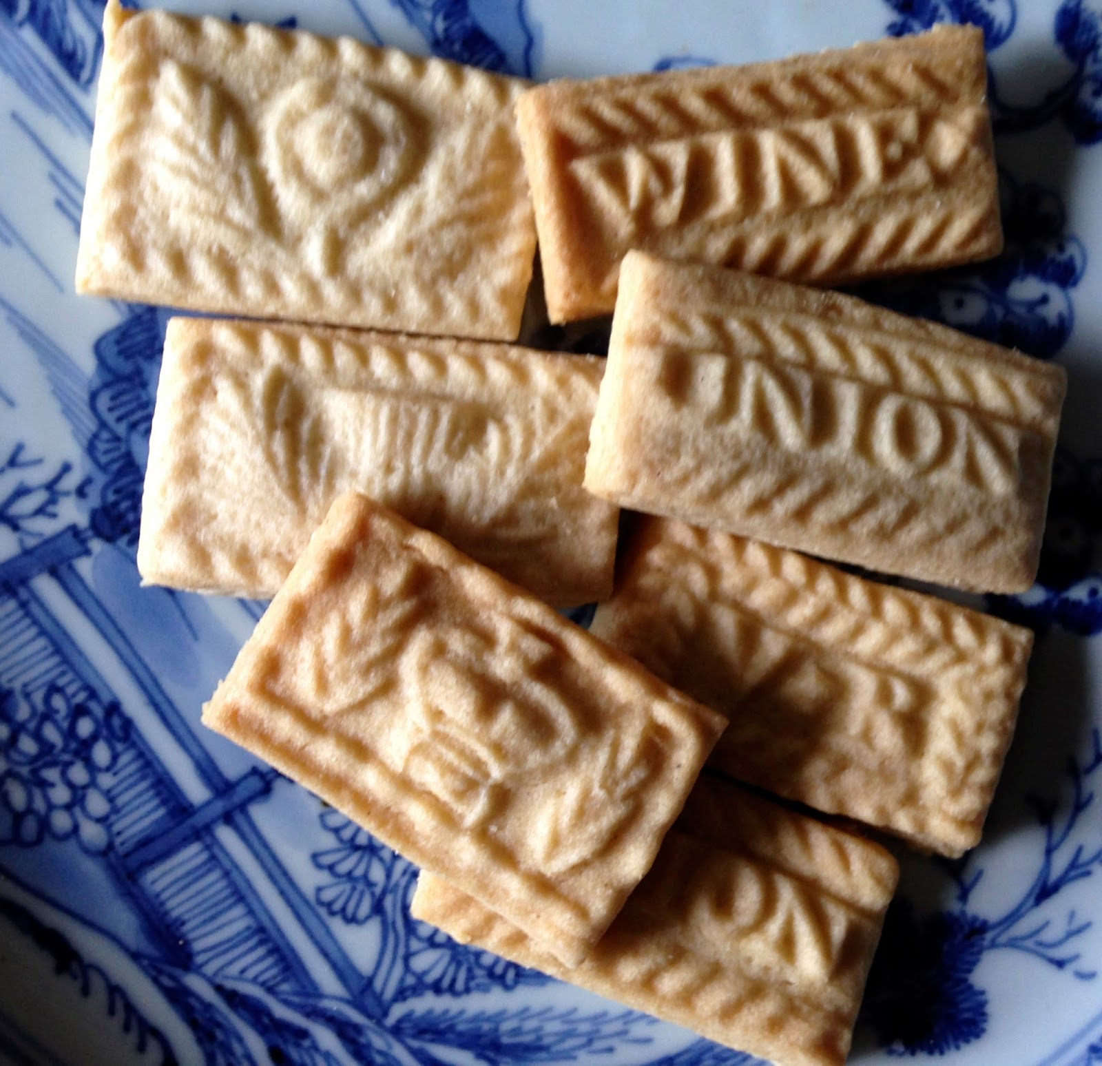 Food History Jottings: Toad-in-a-Hole Biscuits and Friends