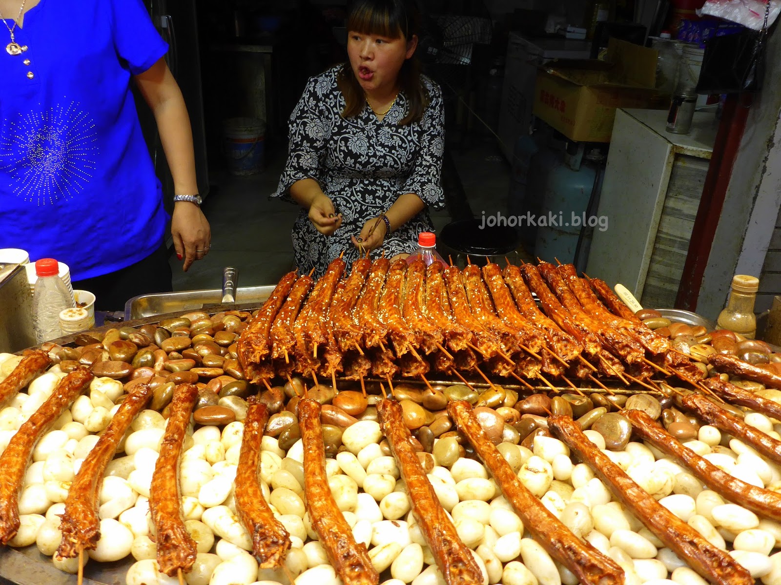 Hubu Alley. Wuhan Famous Food Street. 武汉户部巷 |Johor Kaki Travels for Food