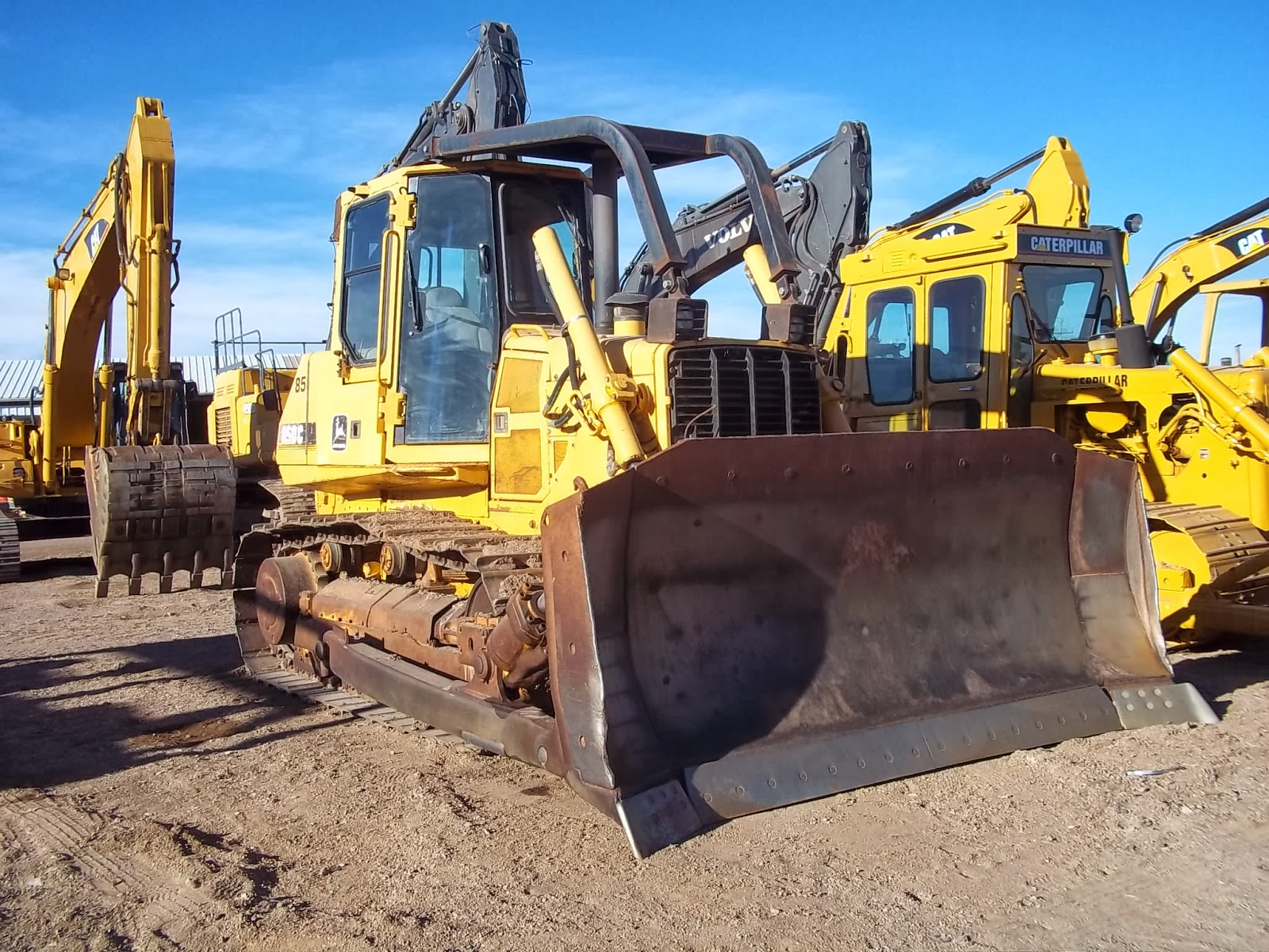 MAQUINARIA AGRICOLA INDUSTRIAL: Bulldozer Topador CAT 850C