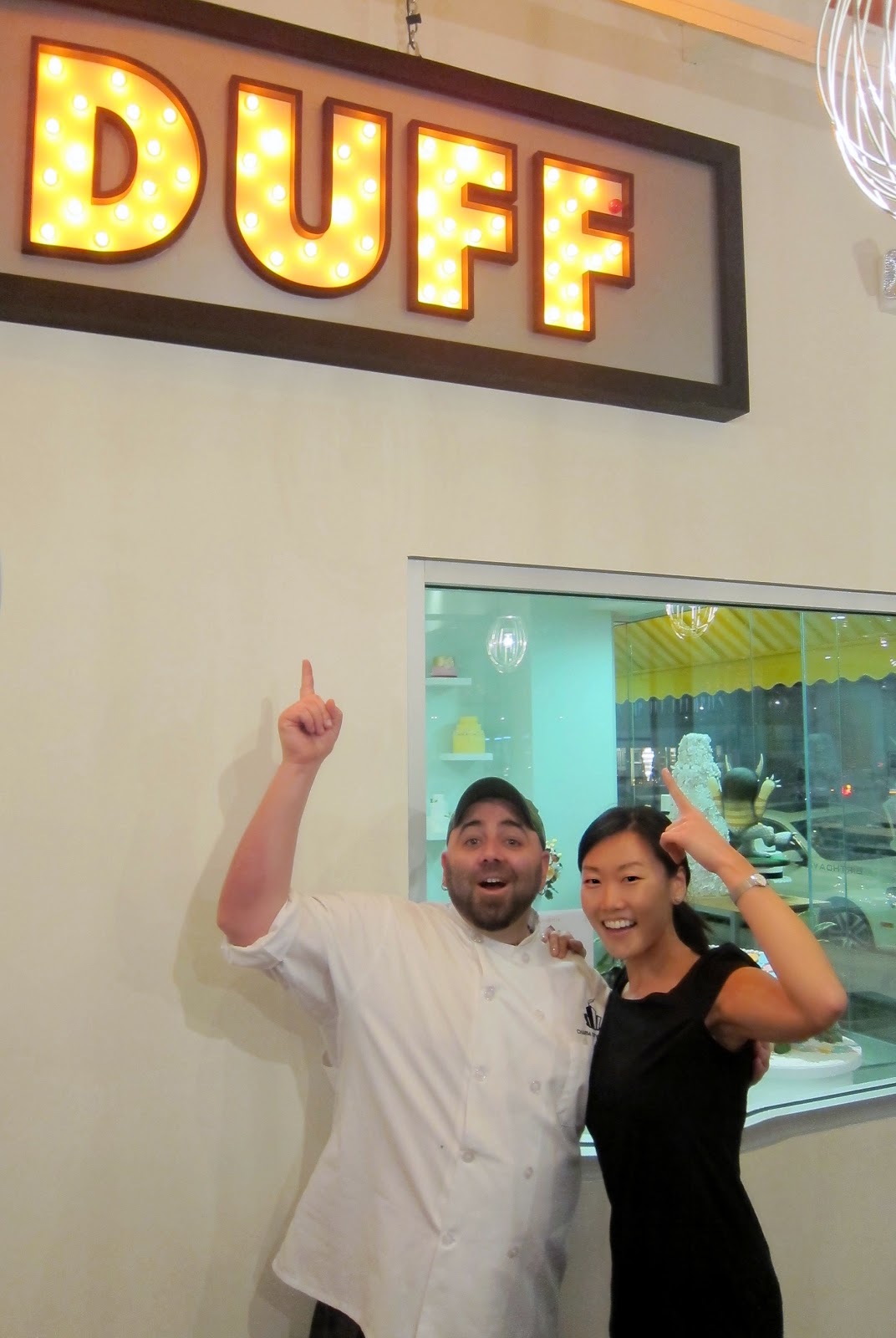 Doah's Hungry: Duff's Cake Mix / Charm City Cakes West