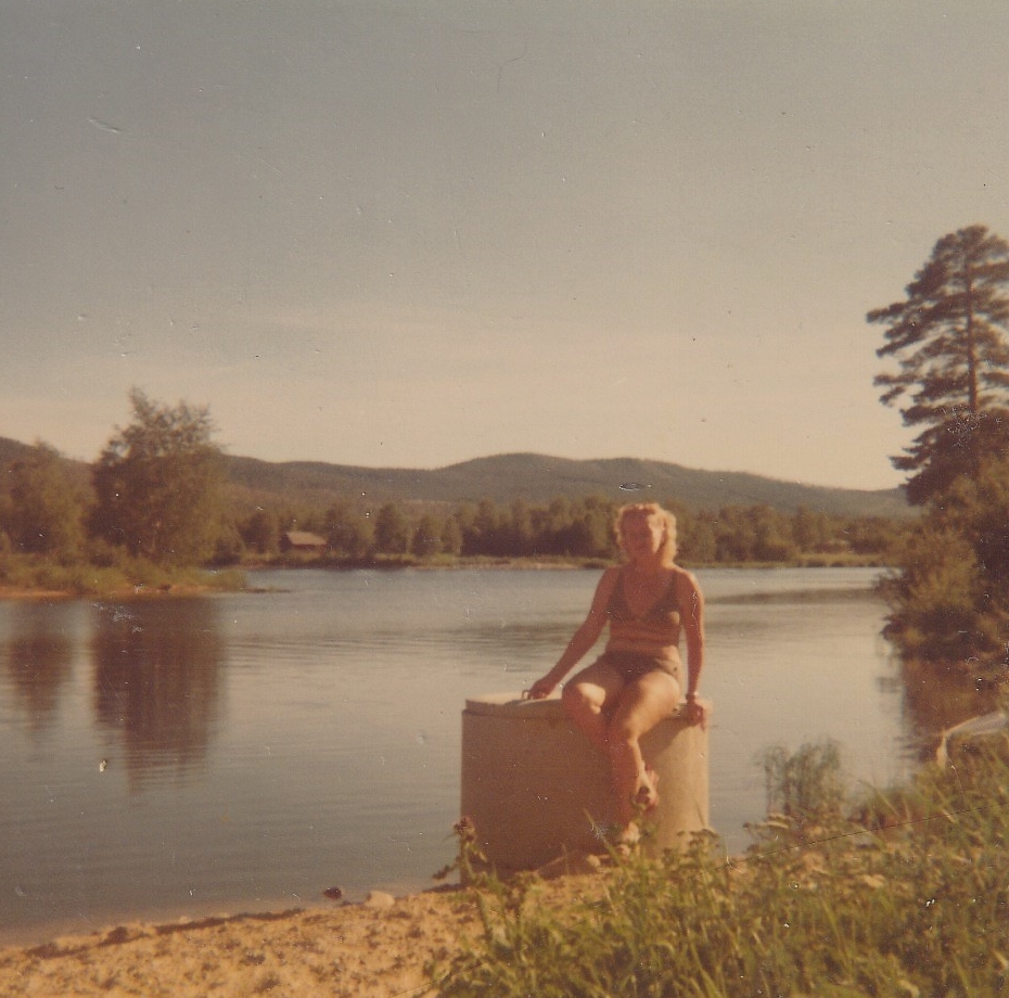 Marres blogg: Marres minnen, släkt och vänner genom livet 1