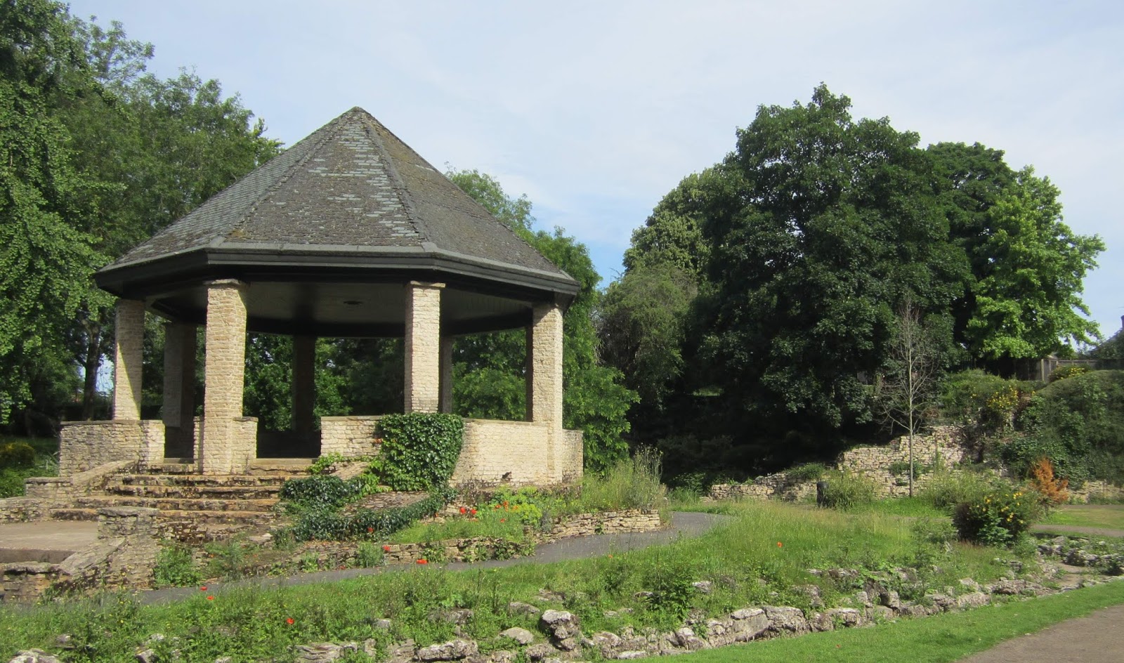 Walking The Peak: Edlington Pit Wood