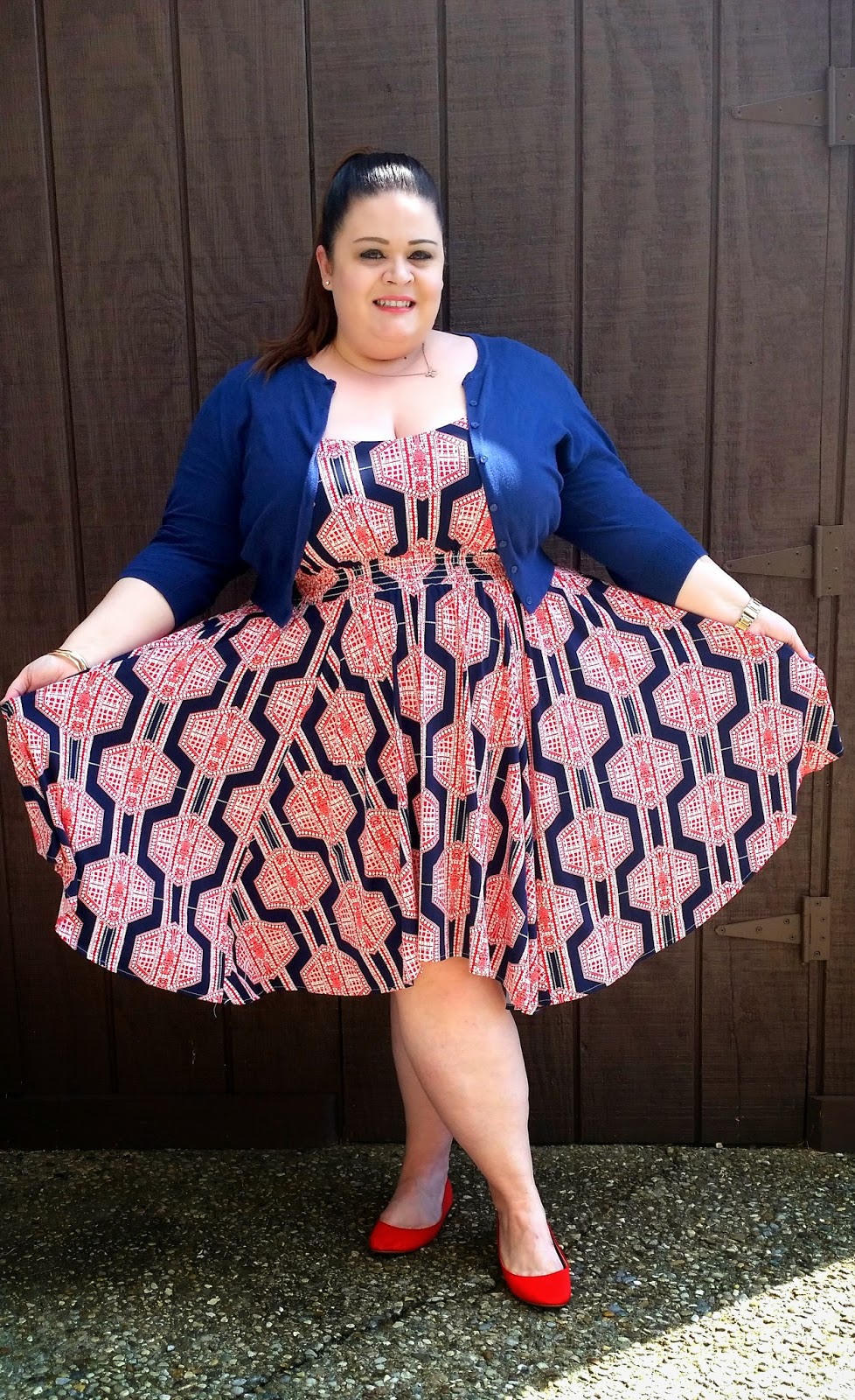 Thestylesupreme Plus Size Ootd Tbags Los Angeles Handkerchief Hem