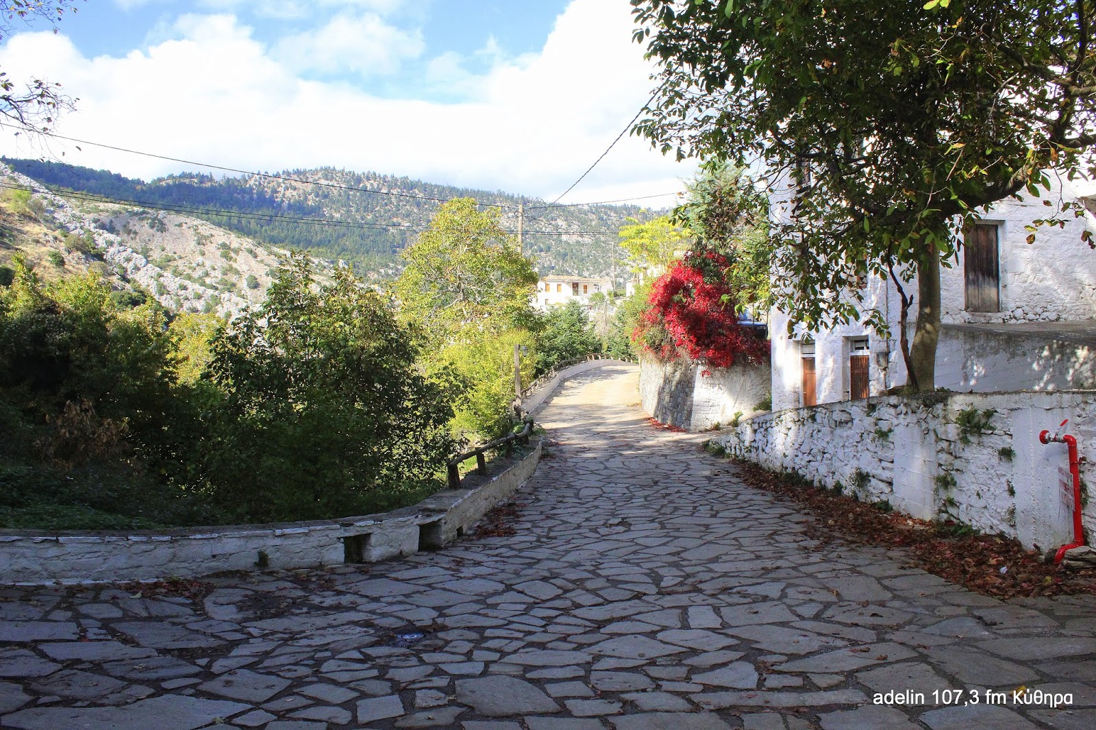 AdelinFM Kythira : ΟΔΟΙΠΟΡΙΚΟ ΣΤΗΝ ΚΑΣΤΑΝΙΤΣΑ...ΤΟ ΑΥΘΕΝΤΙΚΟ ΔΙΑΜΑΝΤΙ ...