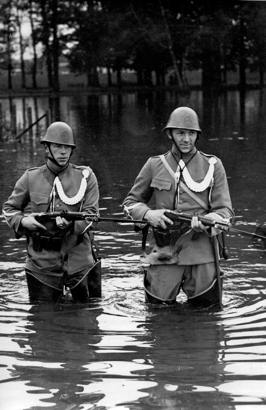 World 1900 - 1950: The Dutch army before war (1. part)