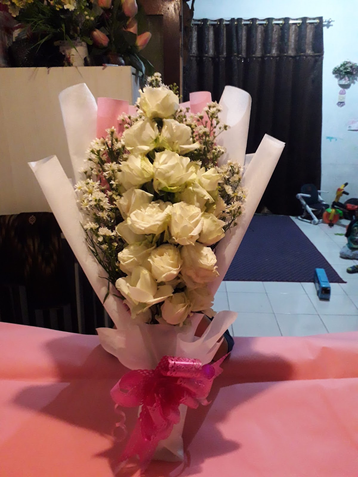 TOKO BUNGA SEKAR FLORIST: CONTOH HAND BUKET 2020