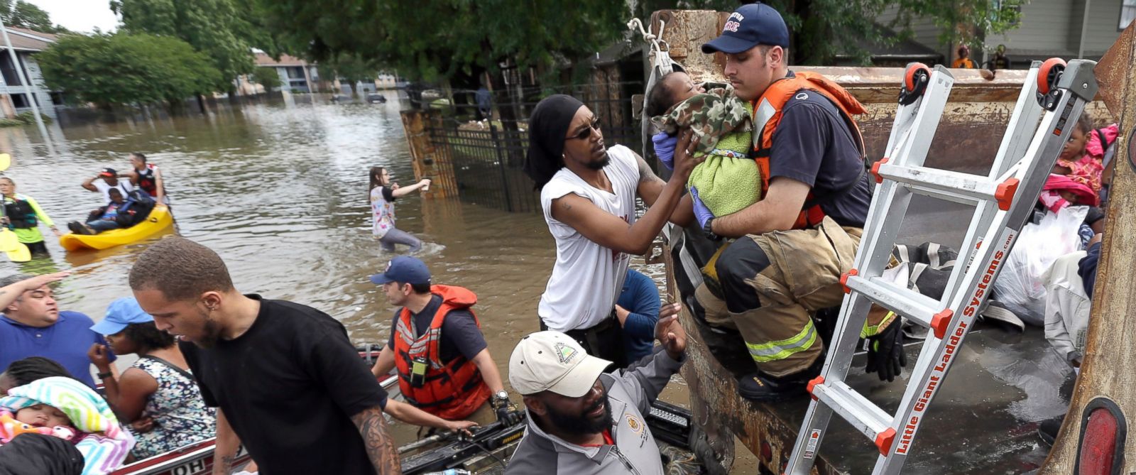 Sciency Thoughts: Eight confirmed deaths following Houston flooding.