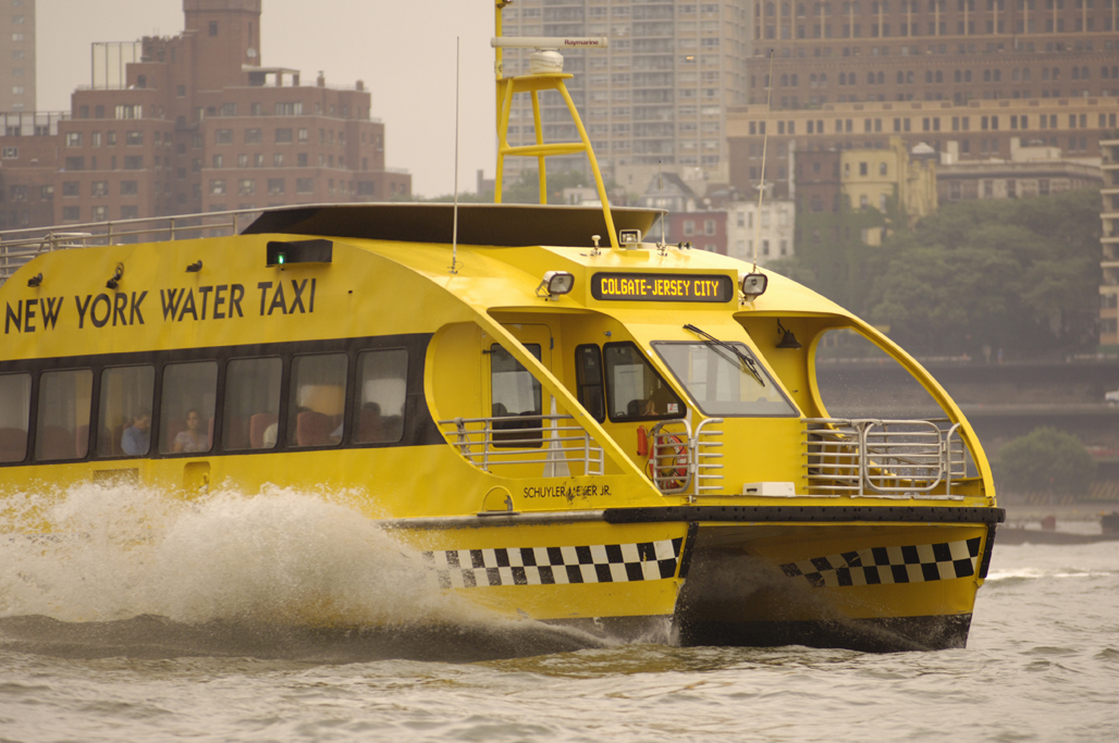 Alat Transportasi Darat Laut Udara