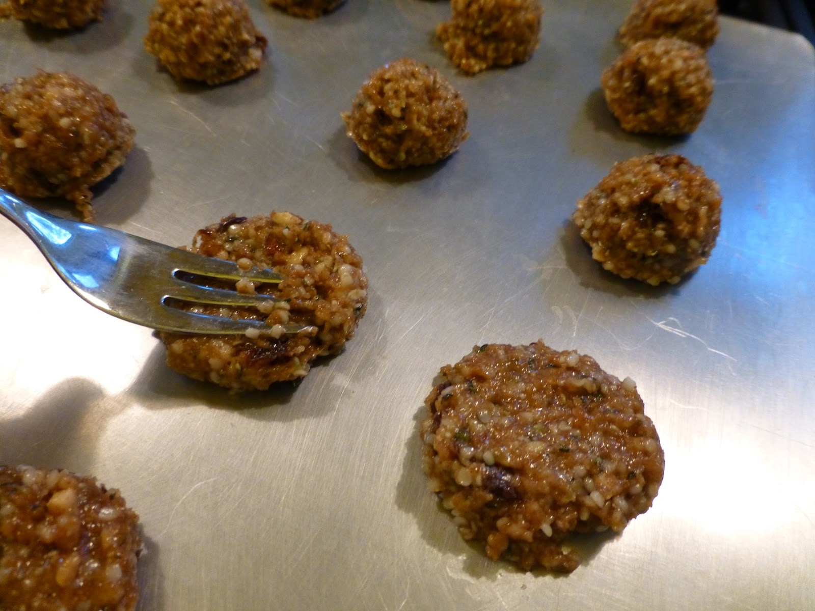 Foods For Long Life: Hemp, Almond Butter and Raisin Cookies - A Healthy ...