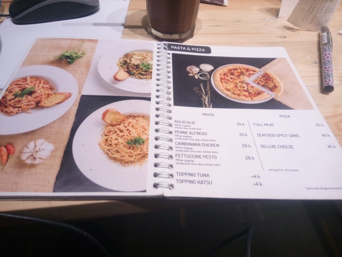 Sans Co Café- Co Working Space- Ide Mengalir Deras, Tugas Menjadi ...