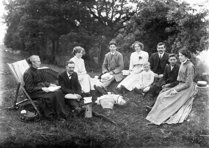 Simple Life in the Early 20th Century Through Amazing Found Photos ...