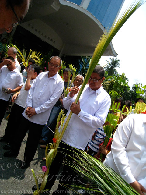 Palaspas Palm Sunday - MrsMartinez's Raves and Rants | A Women's ...